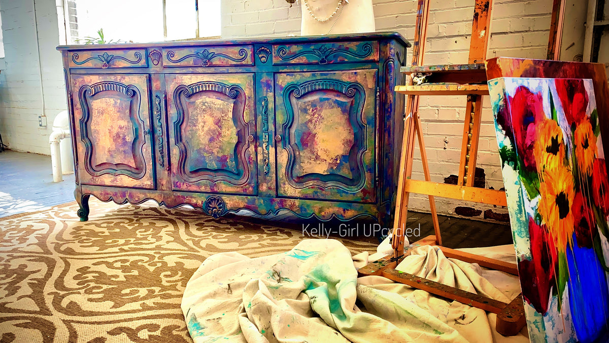 Buffet in painted “Raku” finish – Girl UPcycled